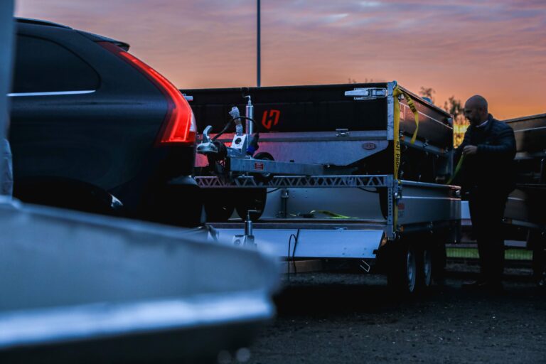 The versatile Henra Deep Loader - Henra Aanhangers BV